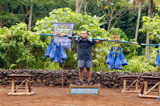 'Survivor' contestants forced to make weighty decisions