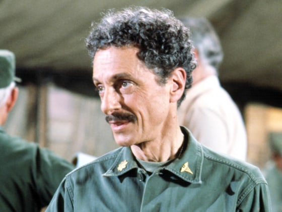 Allan Arbus, actor who starred on 'M*A*S*H,' dies at 95