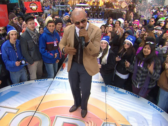 'Don't Stop the Party' Pitbull! Rapper, fans heat up the plaza