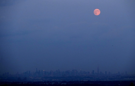 'Blue moon' makes a big impression