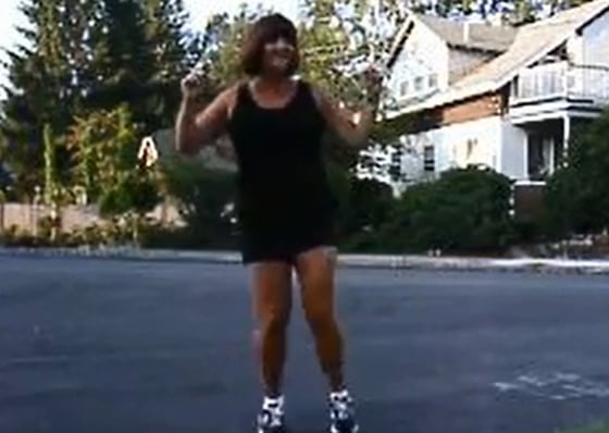 Mom's celebratory back-to-school dance goes viral