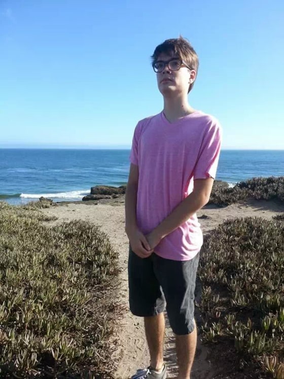 Mom worried about meningitis sends son to London to get shot