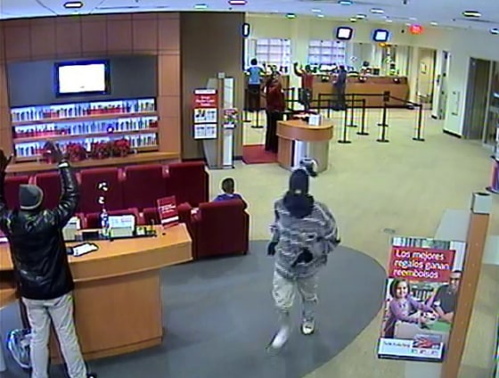 Fbi Suspect In Mississippi Bank Robbery That Left Cop Dead Now Tied To