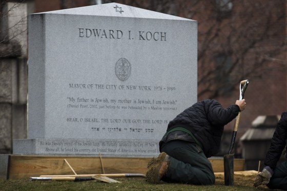 Koch's tombstone bears slain journalist's words