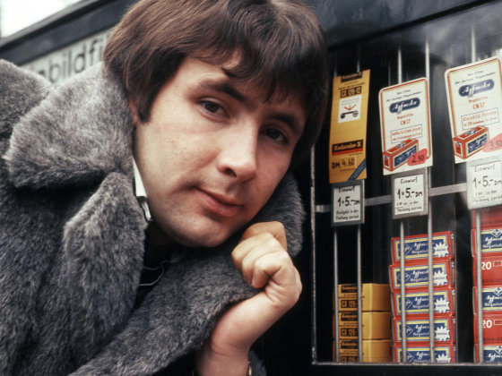 'Wild Thing' singer Reg Presley of The Troggs dies at 71