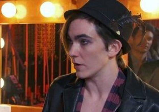 'Crazy psycho' singer brings big drama to 'American Idol's' Group Day