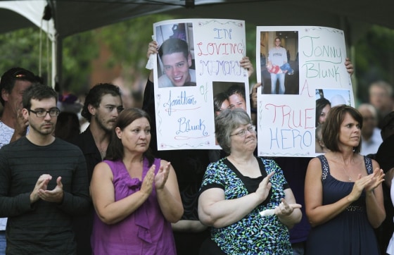 'Like a robot': Victims' families eye suspect, enduring wrenching ...