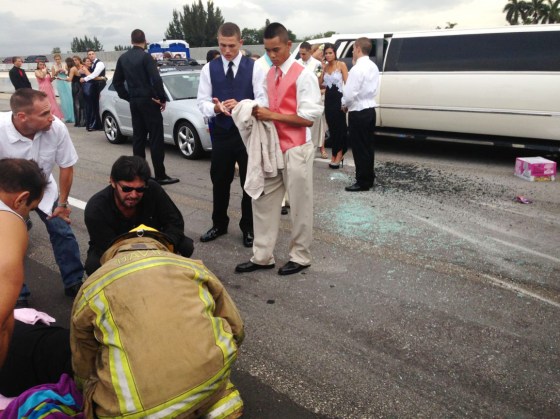 Florida prom-goers aid in car accident rescue