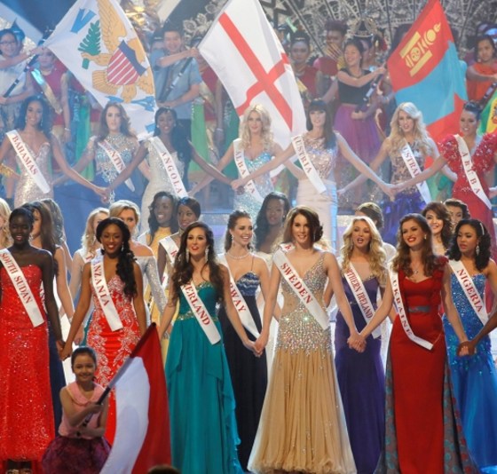 Miss Philippines takes the Miss World crown