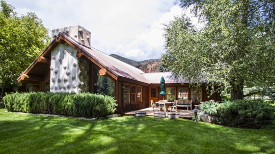 Ringo Starr and wife Barbara Bach put Colorado ranch up for sale