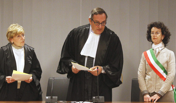 Judge in Amanda Knox case says he agrees with guilty verdict