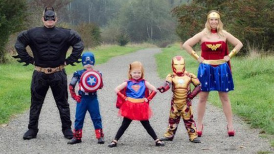 19 of the cutest family theme costumes for Halloween