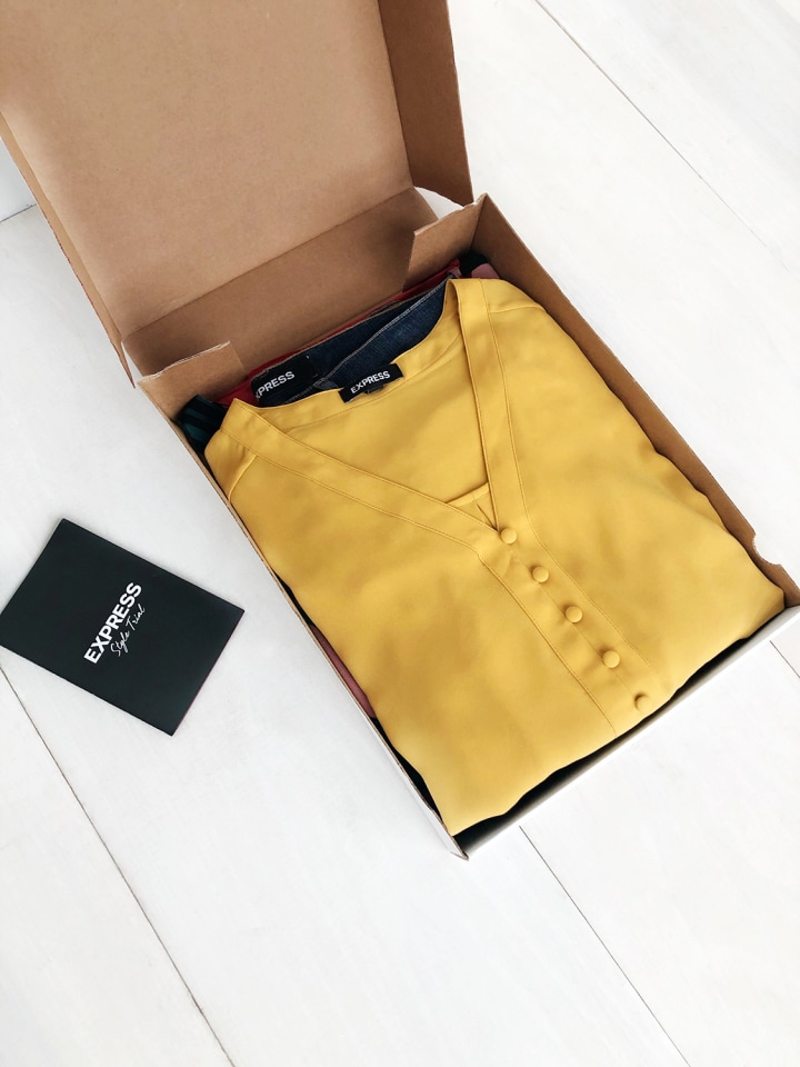 8 clothing rental services that let you change your wardrobe in an instant