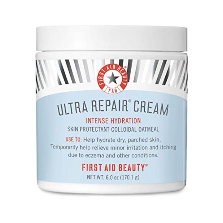 16 best face moisturizers for dry skin, according to experts