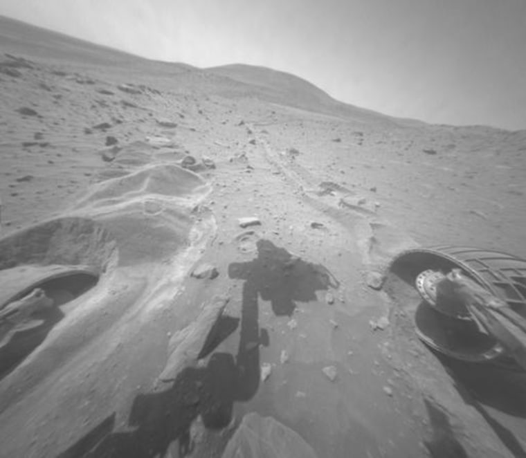 Stuck Mars rover makes first move in months
