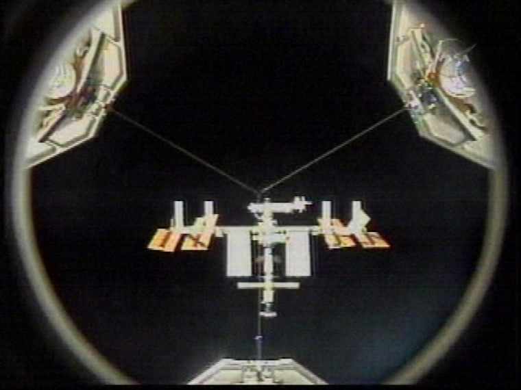 No antenna? No problem for space docking
