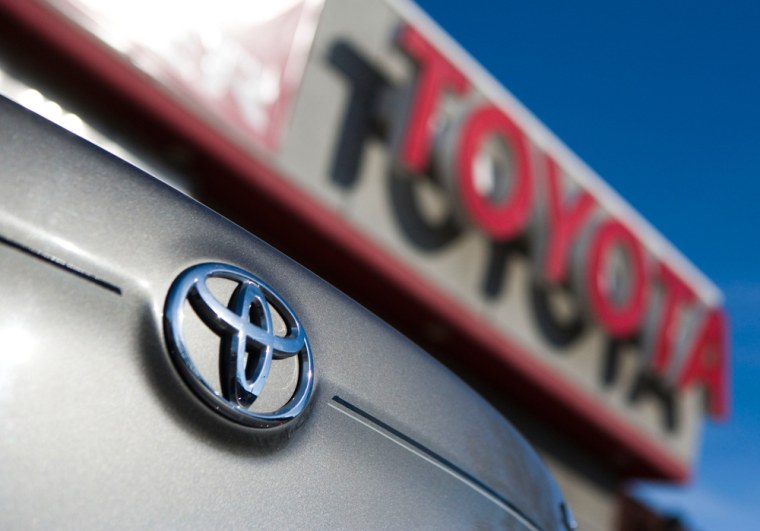Toyota to pay $32.4 million in extra fines
