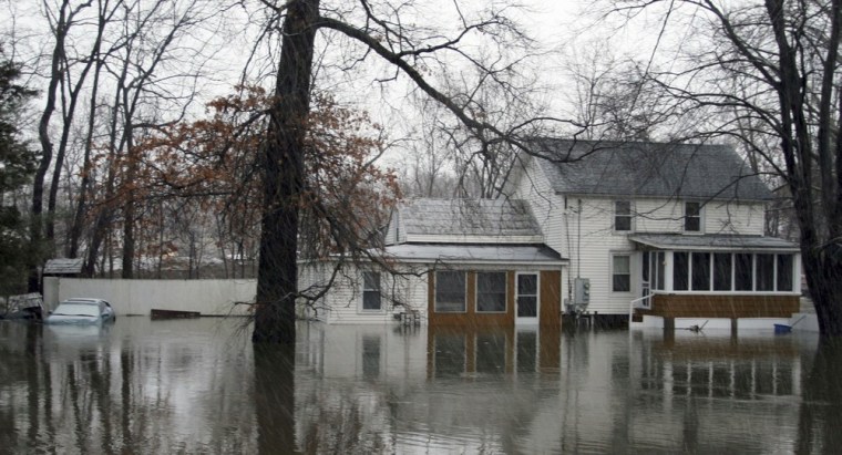 Northeast sees 2 feet of snow — and flooding
