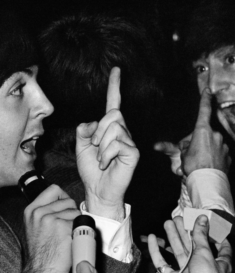 Rare Beatles photos up for auction
