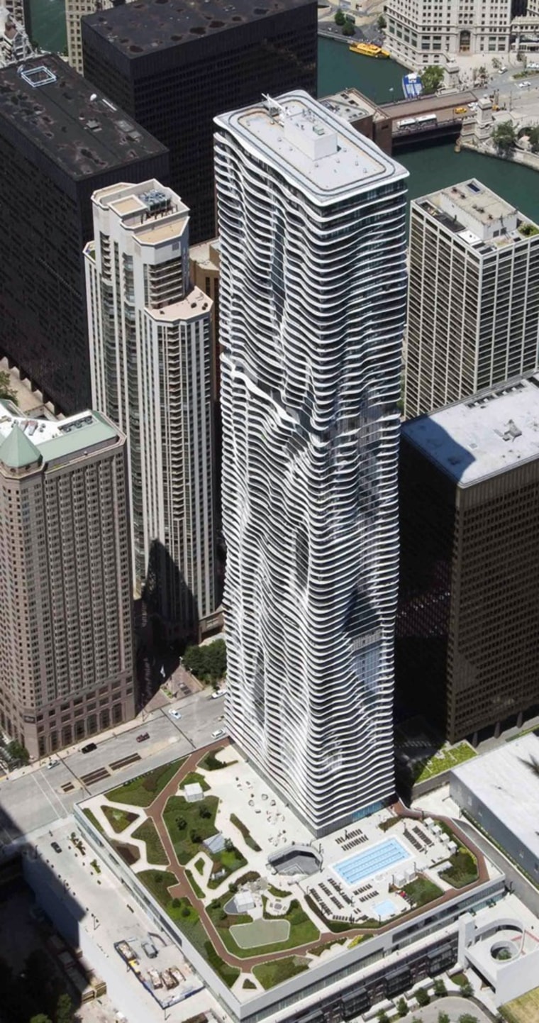 Radisson Blu opens in Chicago's famed 'Aqua' tower