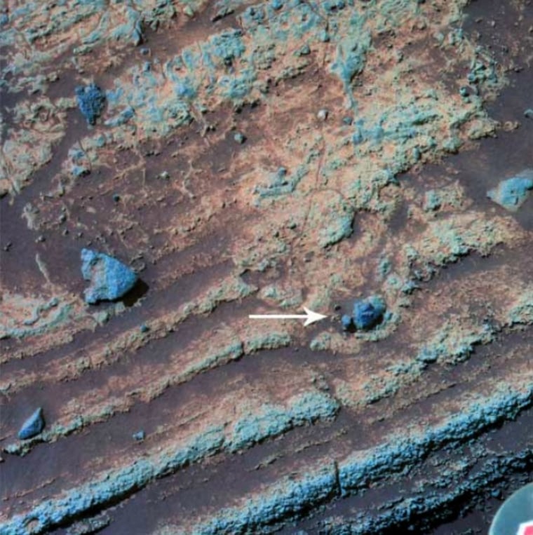 Ancient Mars volcano blast hints at wet history