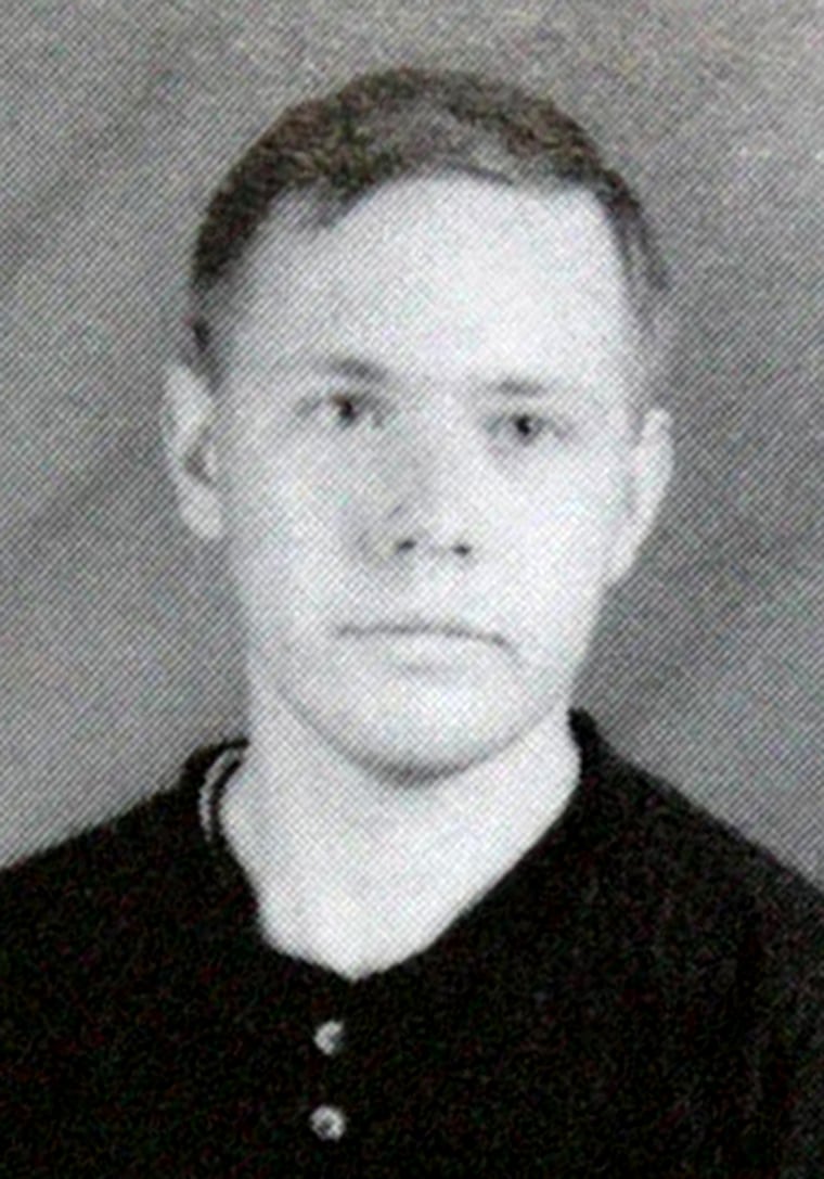 Authorities: Ala. shooter sued mom's employer