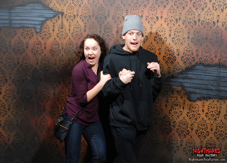 Faces of fear: 30 amazing haunted house reactions
