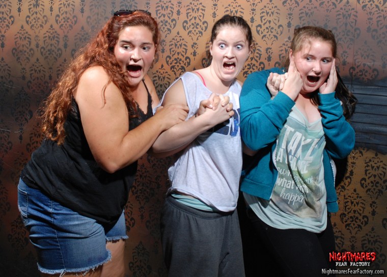 Faces of fear: 30 amazing haunted house reactions