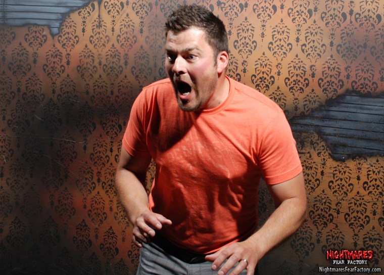 Faces of fear: 30 amazing haunted house reactions