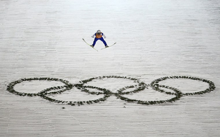20 awesome shots of the Olympic rings in Sochi