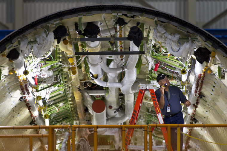 Boeing rolls out 787