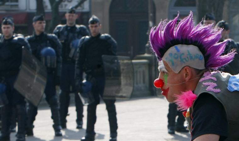 NATO summit marred by violent protests