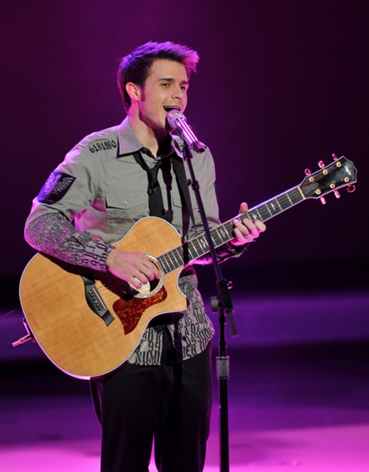 Kris Allen plays it cool