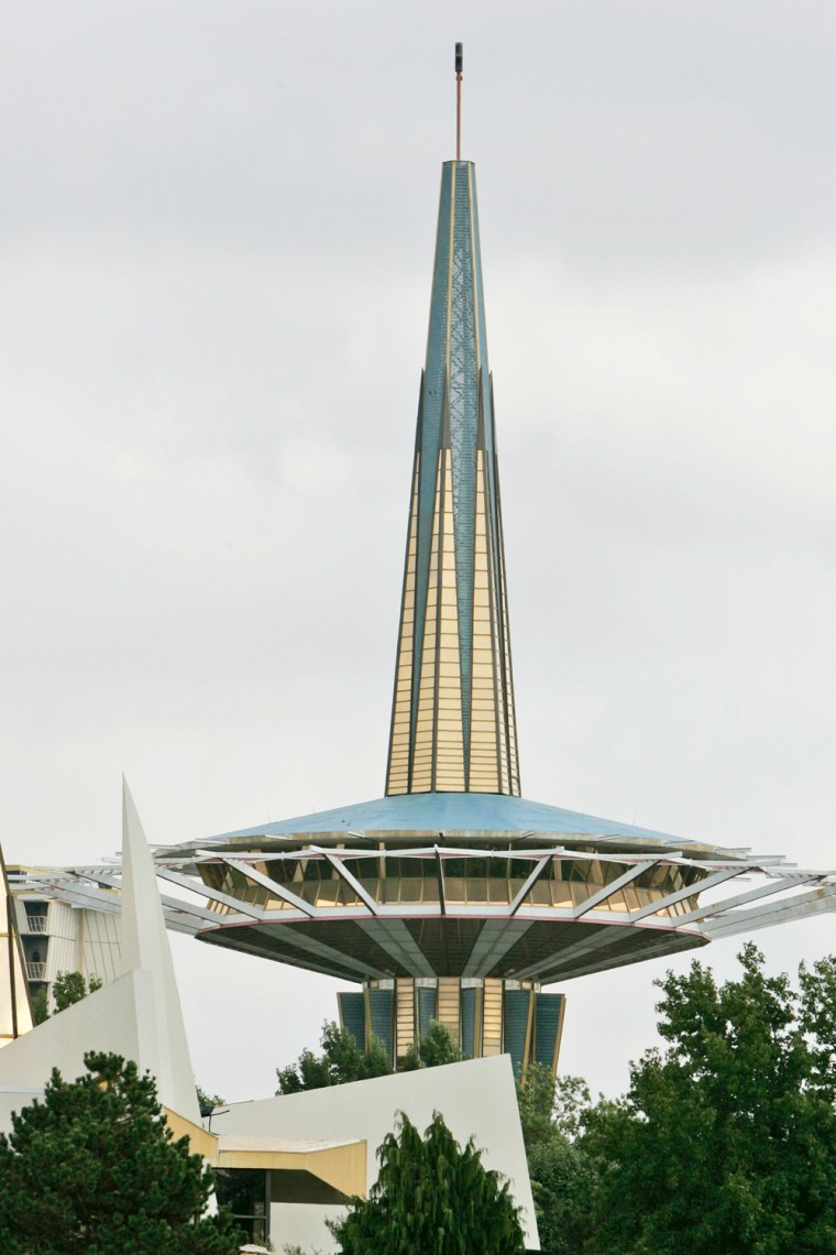 Oral Roberts: 1918 - 2009