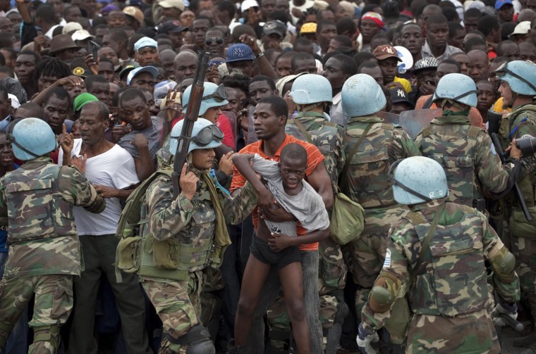 Food riot in Port-au-Prince