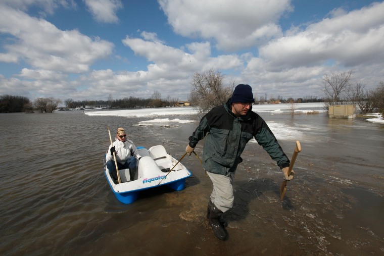 Fighting floods in Fargo