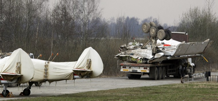 Polish president is among 96 killed in plane crash