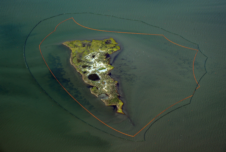 Deepwater Horizon rig oil spill