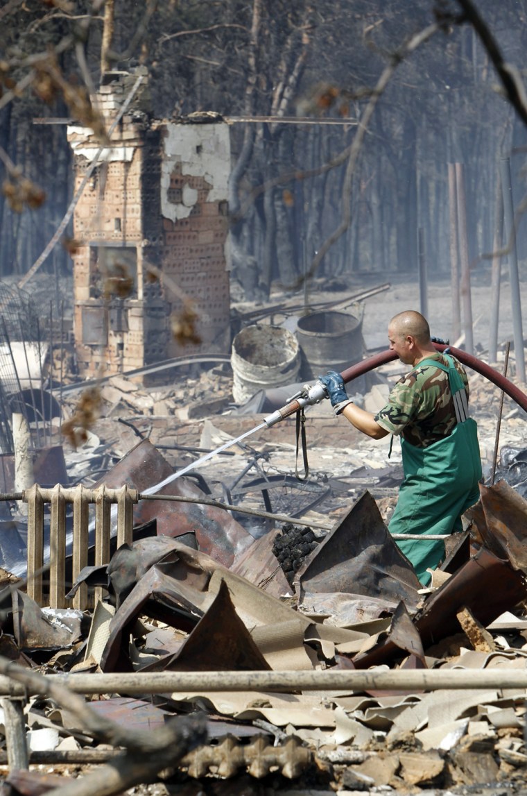 Fires rage across Russia