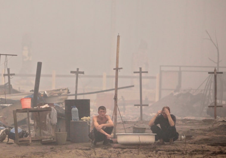 Fires rage across Russia