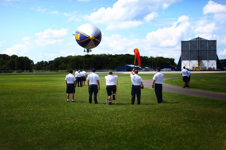 New blimp's skeleton unveiled