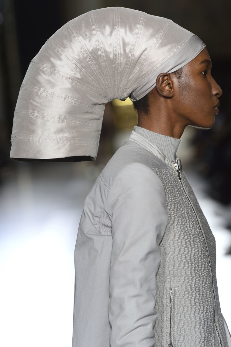 Bizarre style: Paris Fashion Week Autumn / Winter 2014