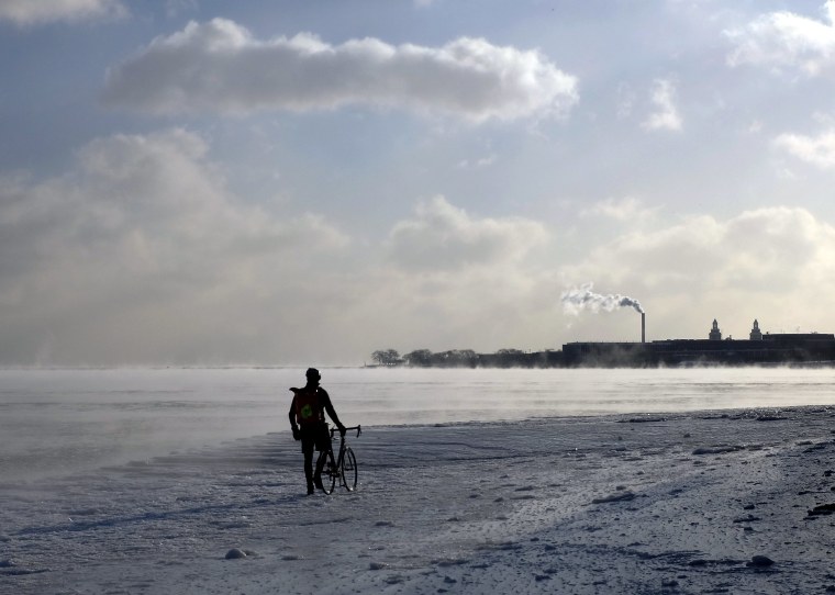 Brutal Cold Freezes Chicago Leaving Winter Scenes