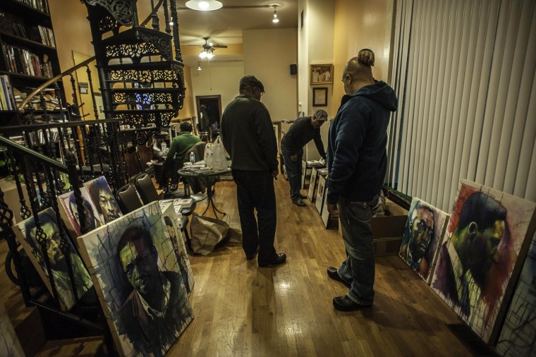 Image: Troy Staton has combined fine art with the art of barbering at ...