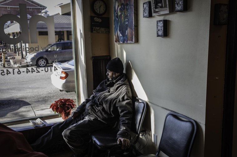 Image: Troy Staton has combined fine art with the art of barbering at ...