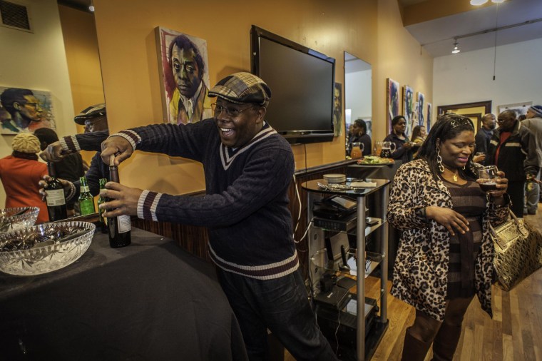 Image: Troy Staton has combined fine art with the art of barbering at ...