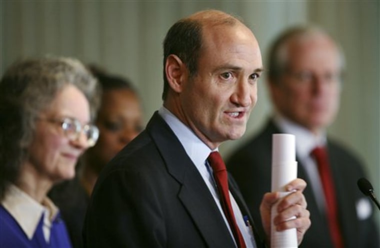 Rockefeller kin urge Exxon to think beyond oil