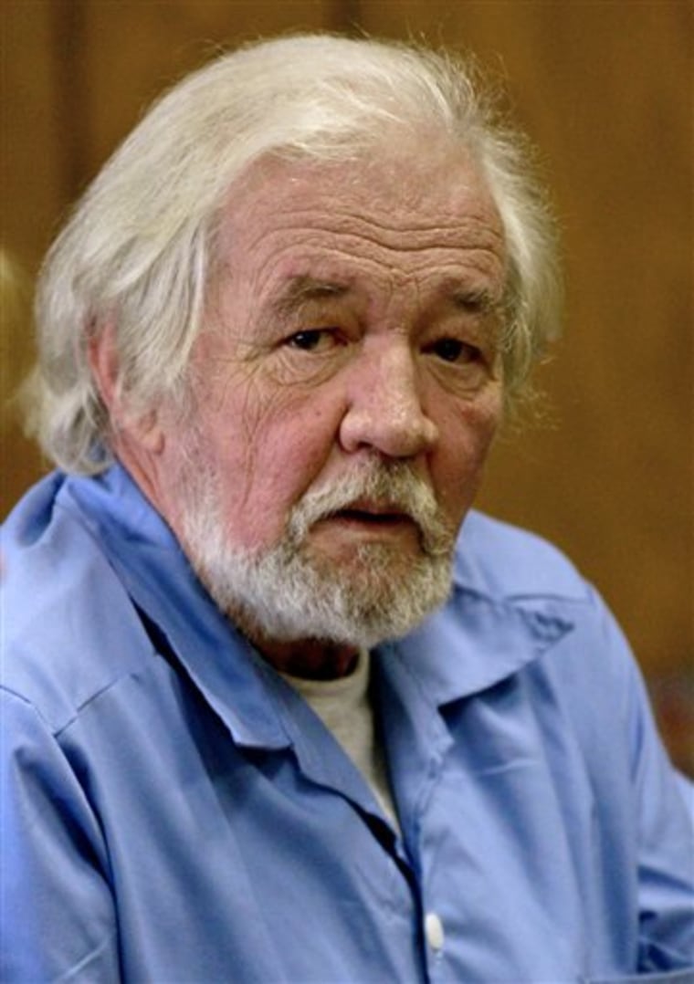 Warden’s wife charged in inmate escape case