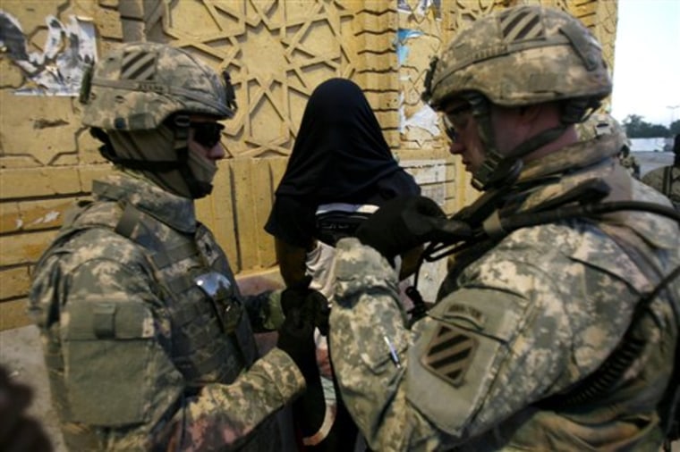 U.S. military starts reversing Iraq troop surge