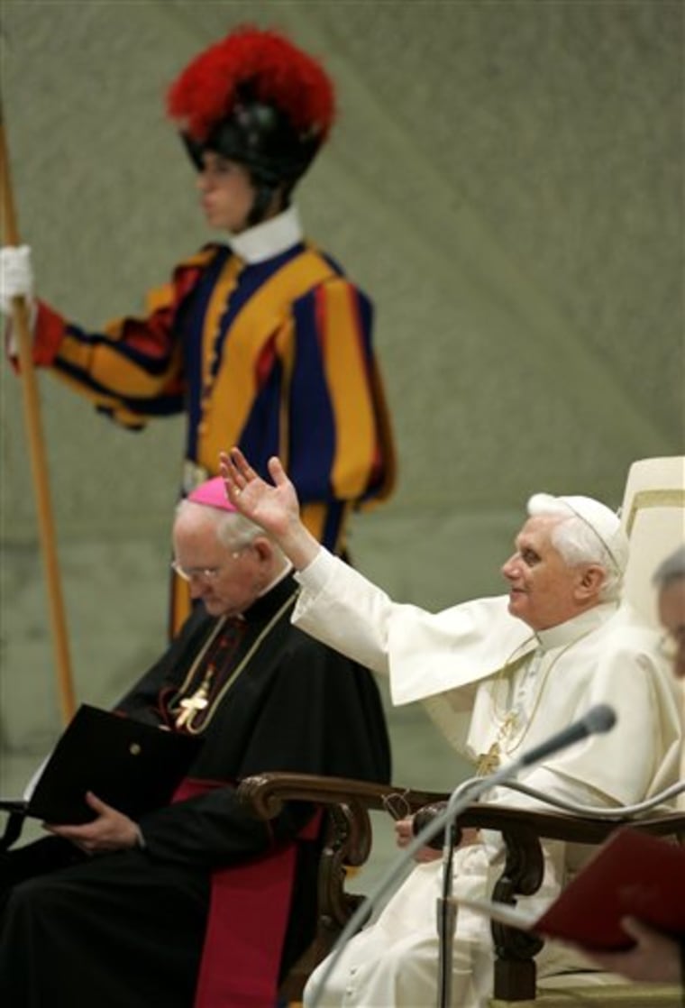 Muslim leaders to meet pope in 'historic' talks